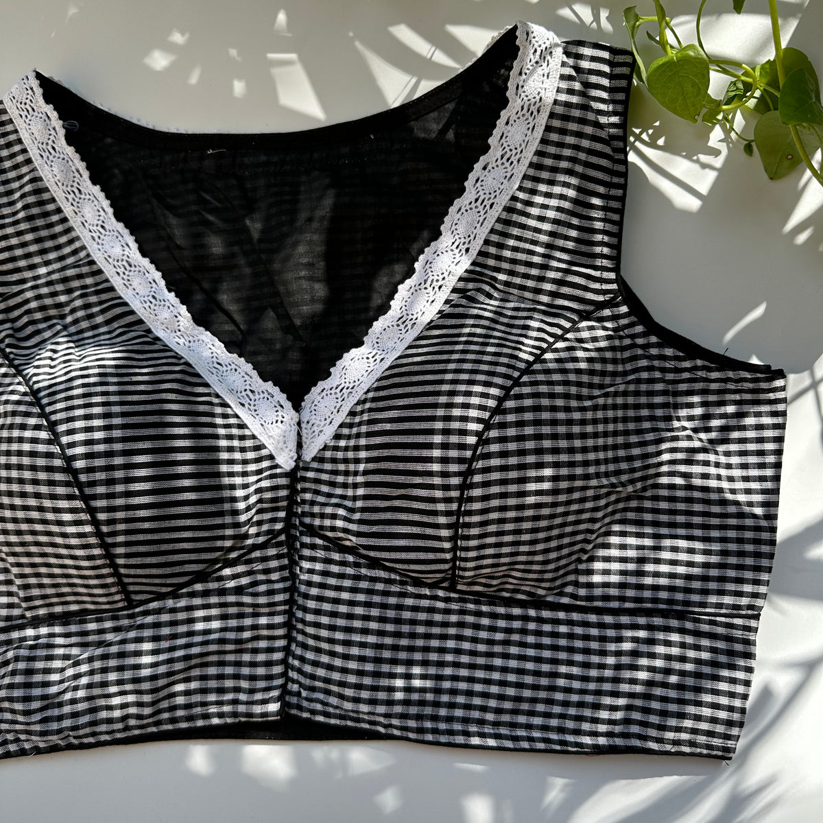 Handloom Gamcha Cotton Sleeveless Lace Work checks Blouse (Black ...