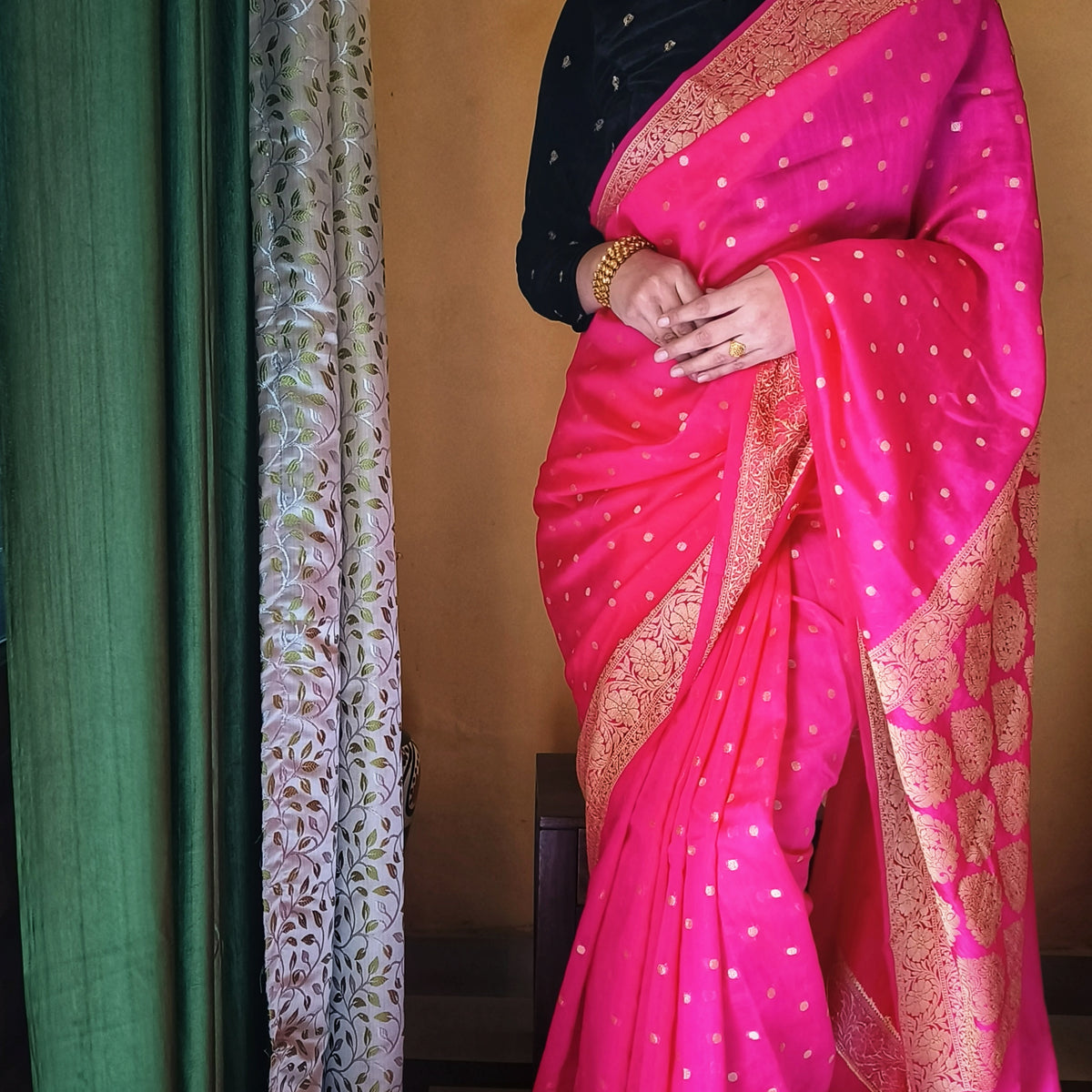 Fulki Saree (Magenta Pink) – SAMA by Rakhi